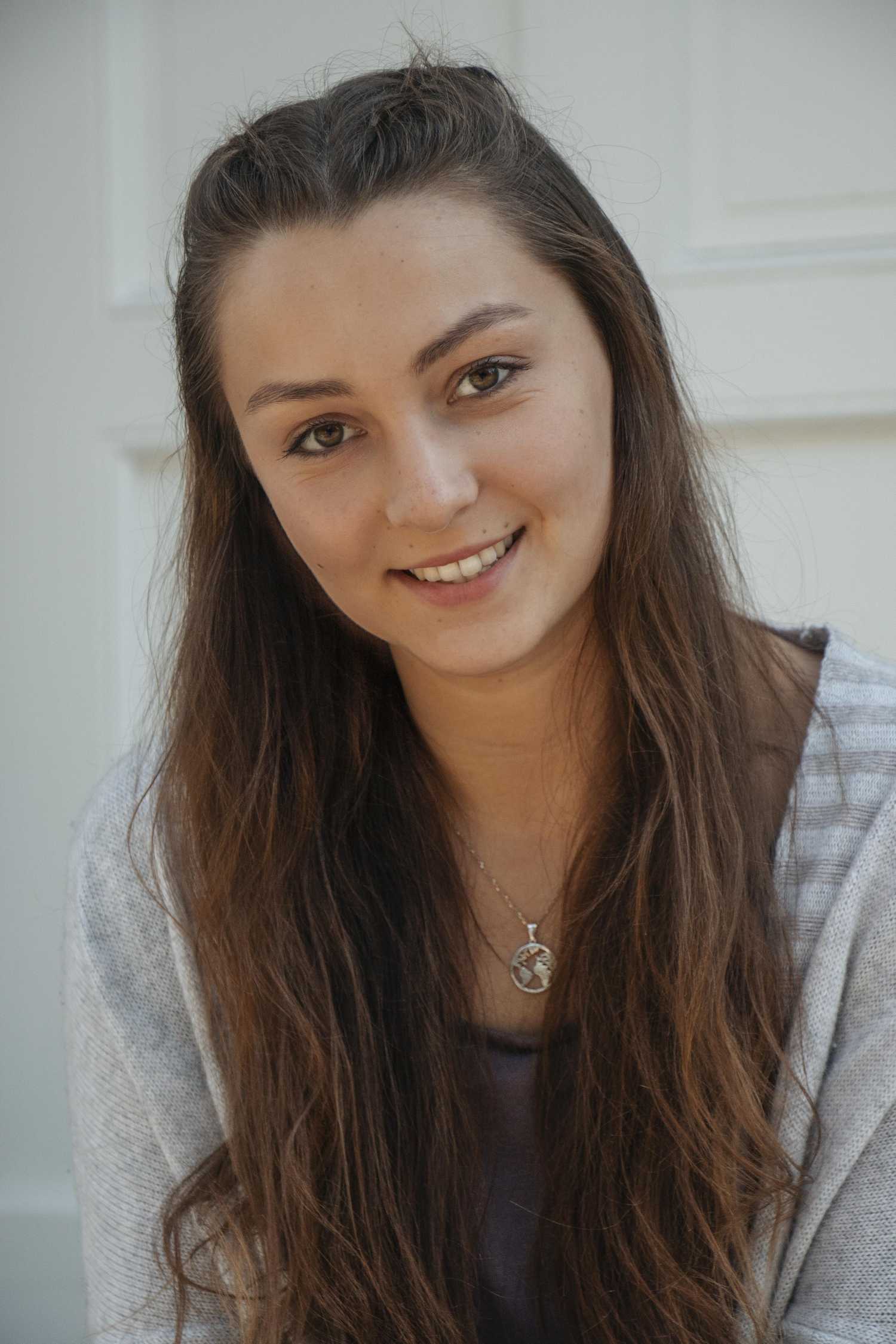 Laura Weber – Bayerische Theaterakademie August Everding